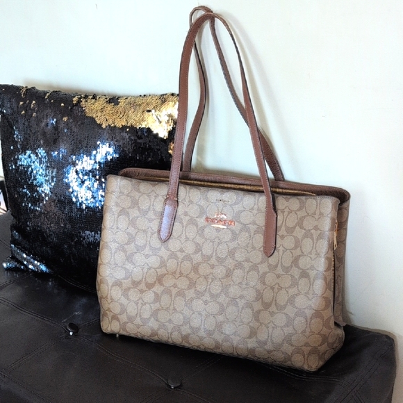 Coach | Bags | Coach Designer Signature Canvas Tote Bag | Poshmark